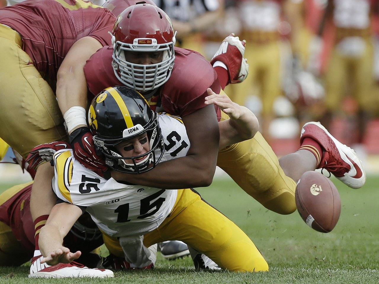 Cowboys Continue Roster Shakeup Sign 6'7 Defensive Tackle David Irving ...