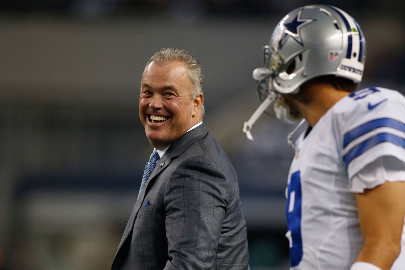 How Stephen Jones' Hardest Front Office Decision Came in 2016 » Inside ...