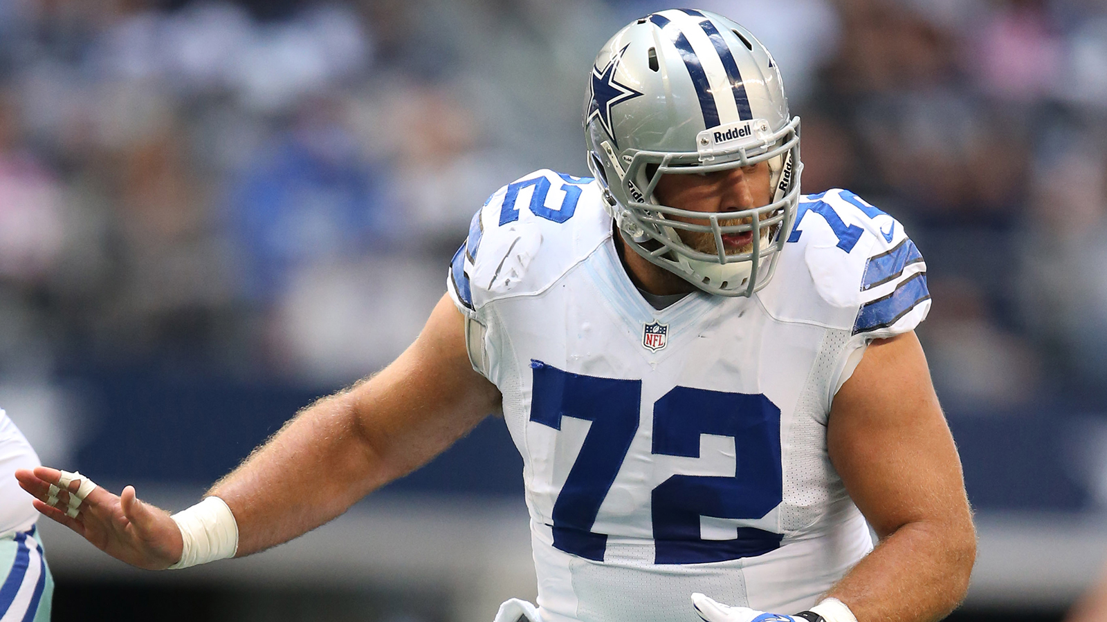 Film Review: Cowboys Interior O-Line Struggles Make Zeke Look Human ...